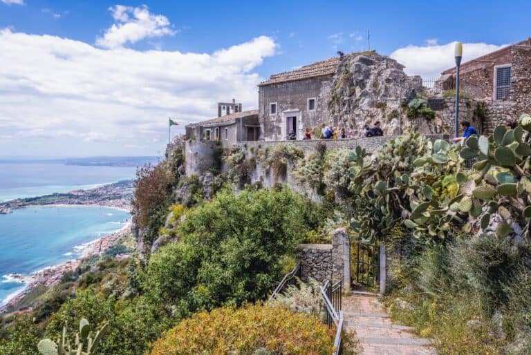 Que faire à Taormine en Sicile ? Top 12 des endroits à visiter